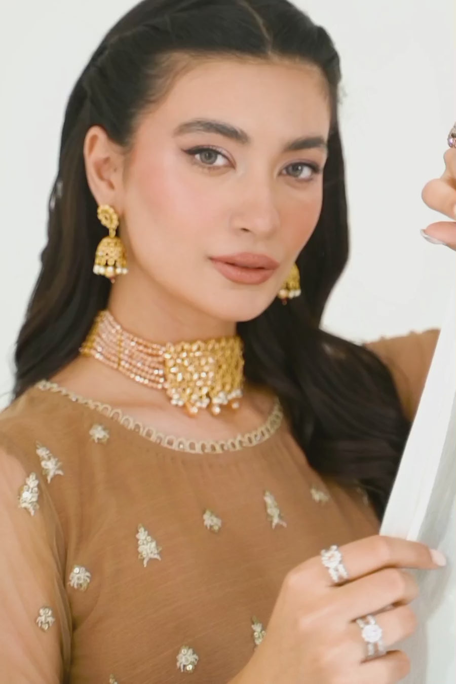 Buy Unstitched Embroidered Suits Online | Farasha – Farasha Online